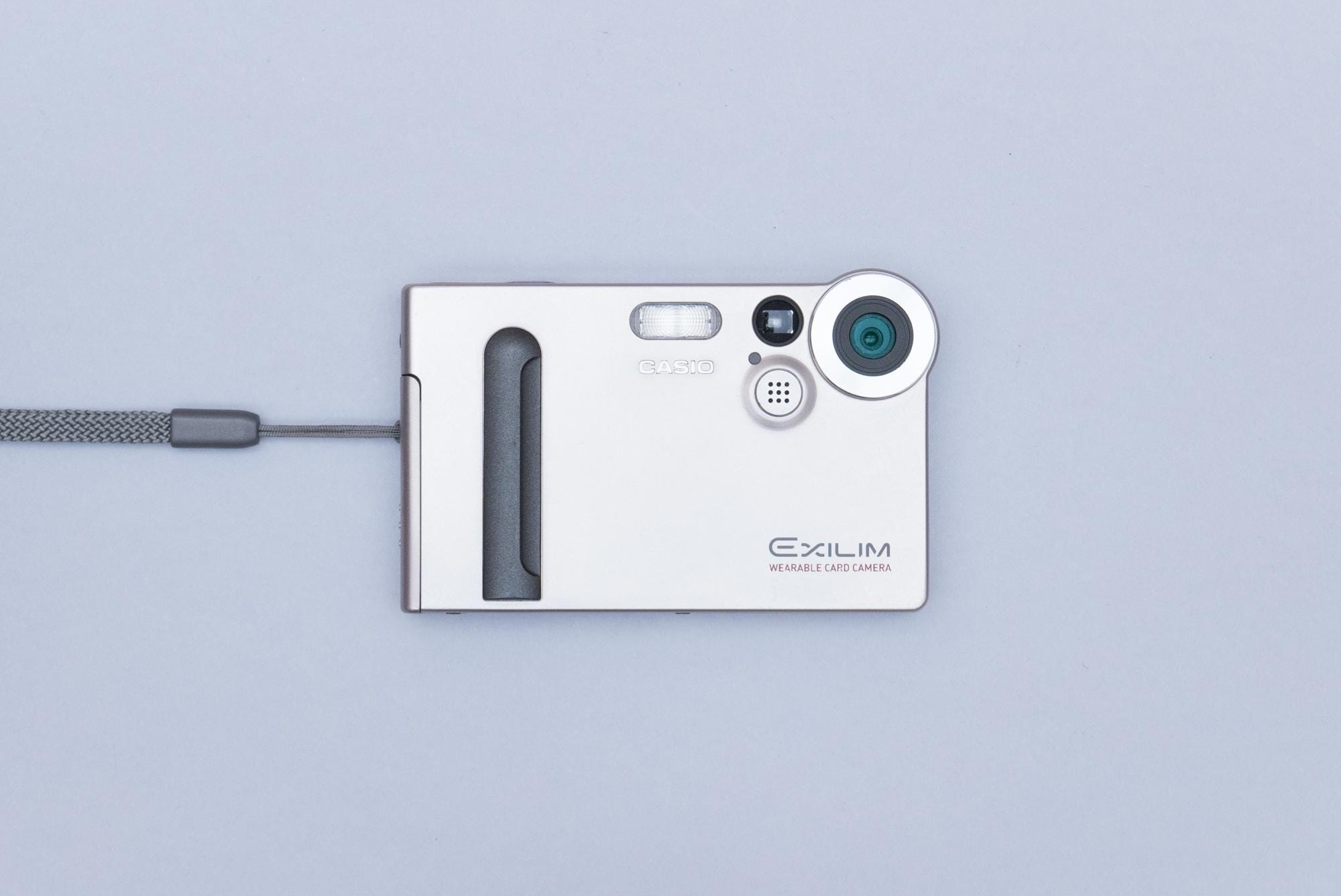 Casio Exilim EX-M1 Compact Y2K Digital Camera – OHSOCULT Film Compacts